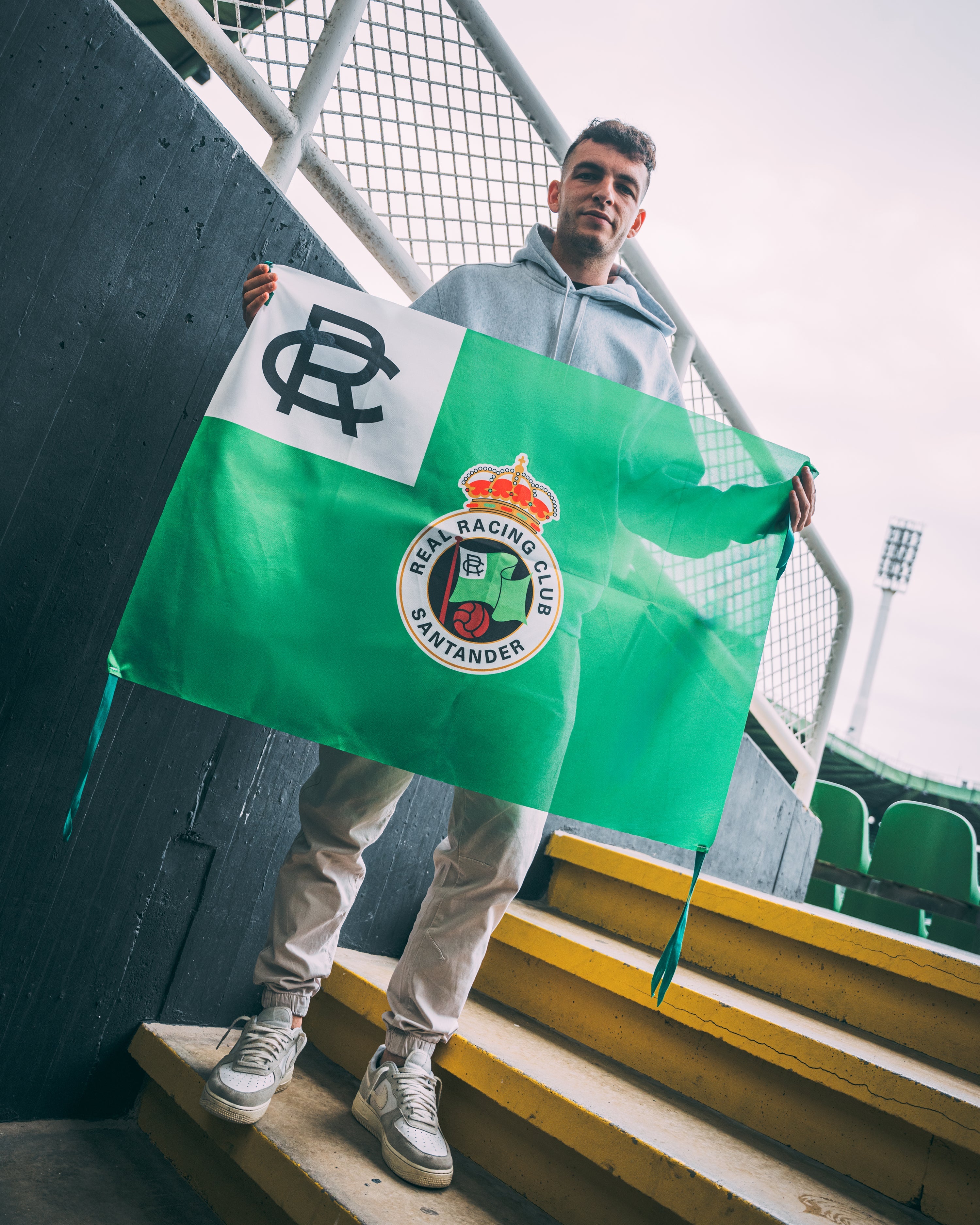 Banderas – REAL RACING CLUB